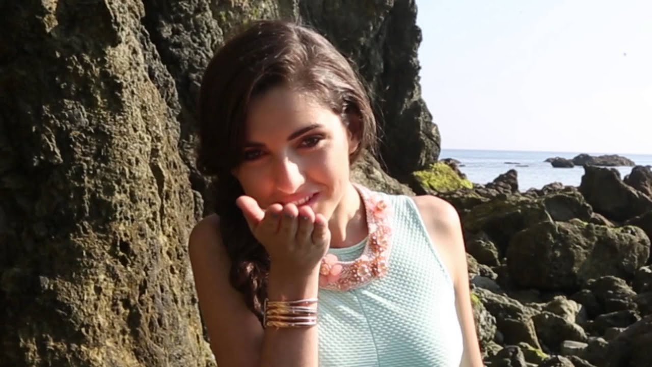 Videobook Modelo María Ruíz - YouTube