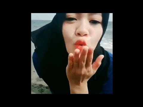 jilbab kiss, emuachhh emuachhh