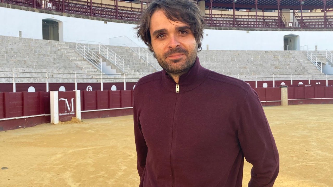 Ciclo Emociones. Las industrias de la felicidad. Edgar Cabanas y Javier ...