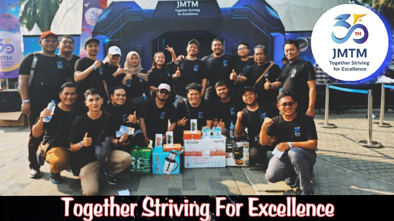 HUT JMTM ke-35 "Together Striving For Excellence" - YouTube