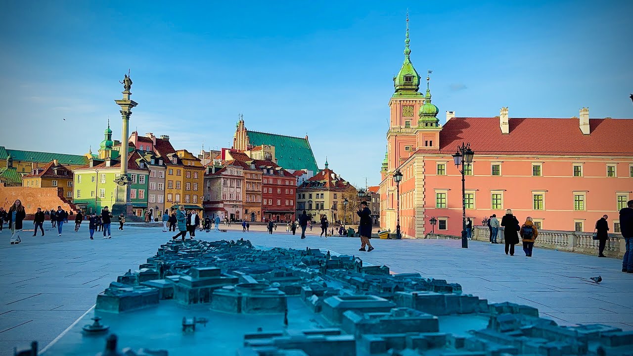 Warsaw Poland, Early spring in the old town【4K Walking Tour】 - YouTube