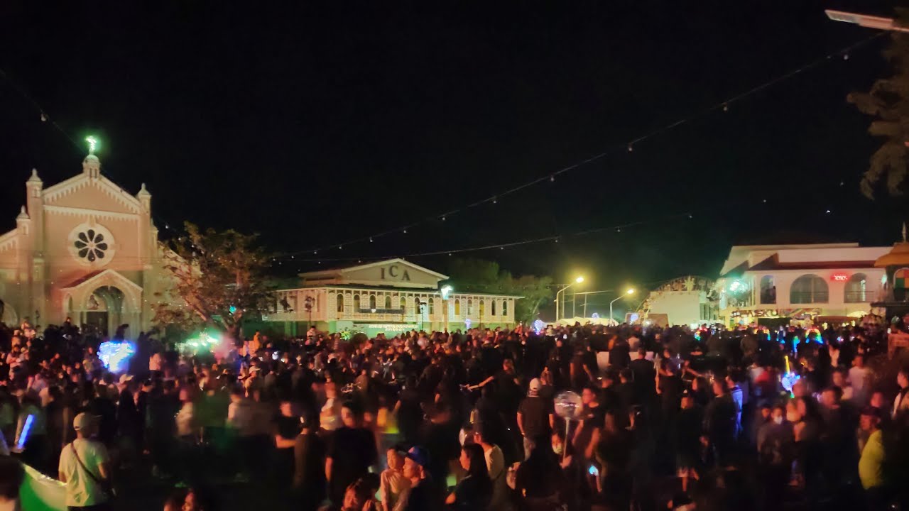 Elena Diric is live! Lighting of Christmas Tree Batac Ilocos Norte ...
