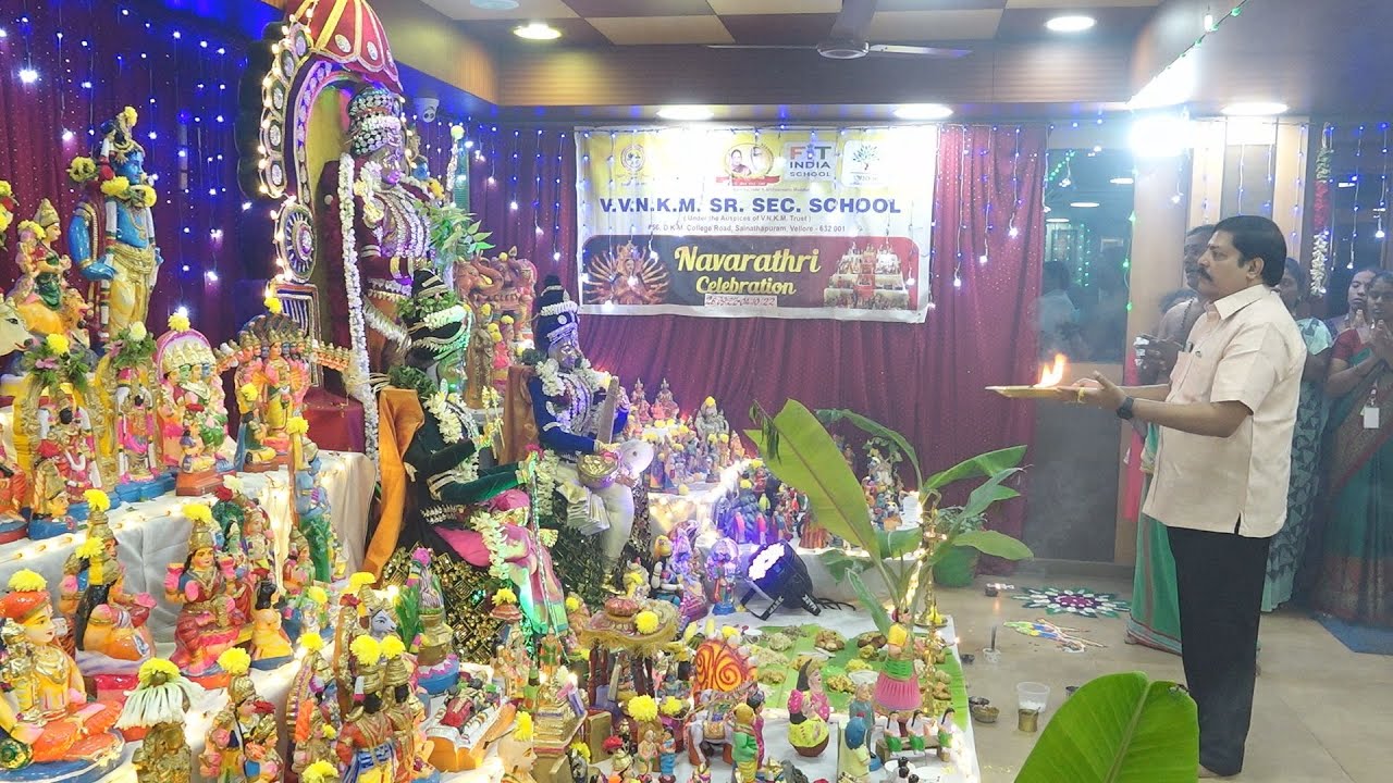 VVNKM. Sr. Sec. School Navarathri Celebration | 30.09.2022 - YouTube