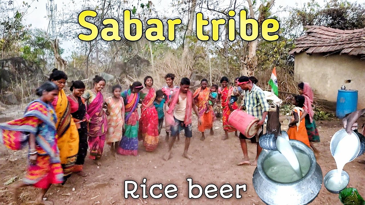 Sabar tribe people having fun || rural village life | हाड़िया पीओ और नाचो - YouTube
