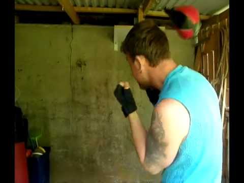 Testing My Homemade Hanging Reflex Bag 25/5 2010 - YouTube