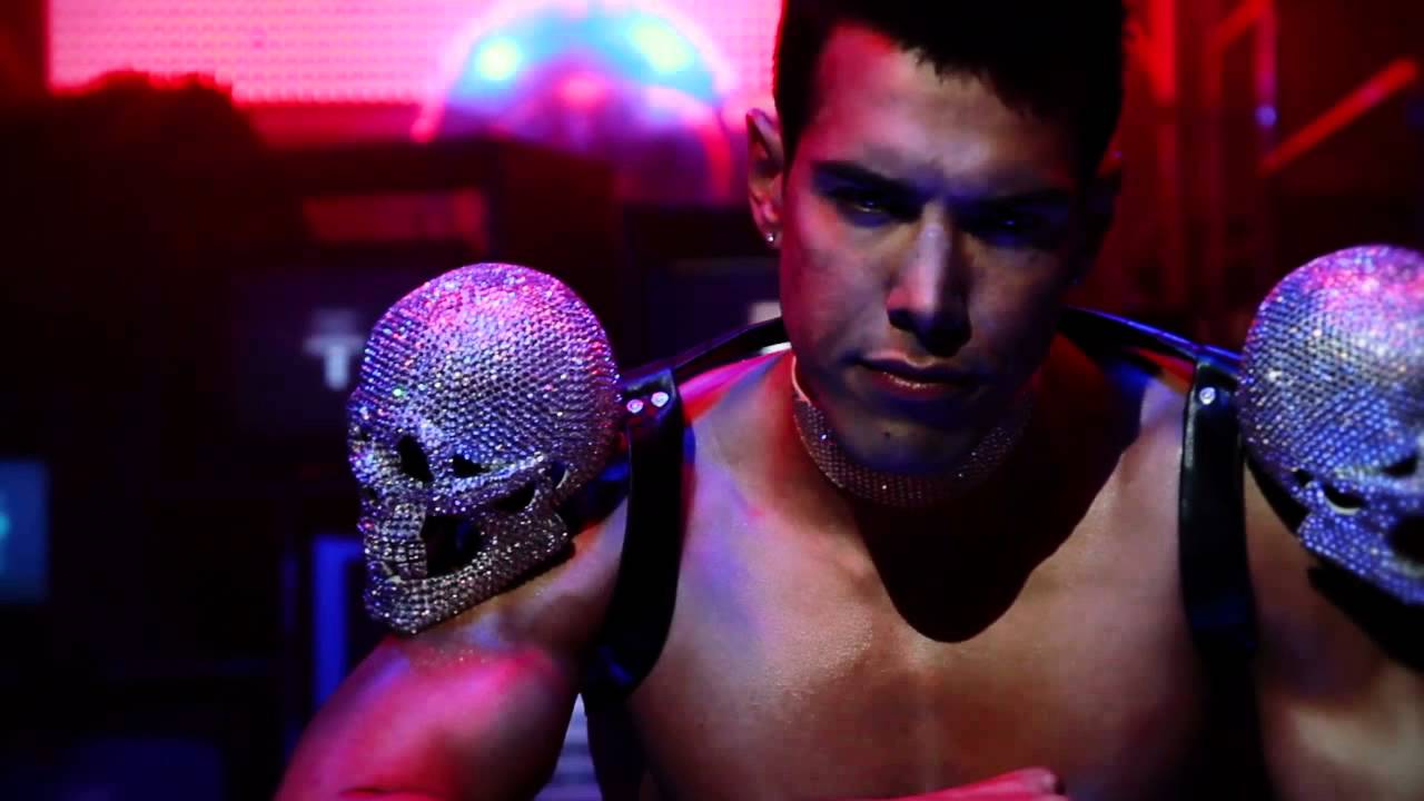 Who the fuck is Oscar Loya...? - YouTube