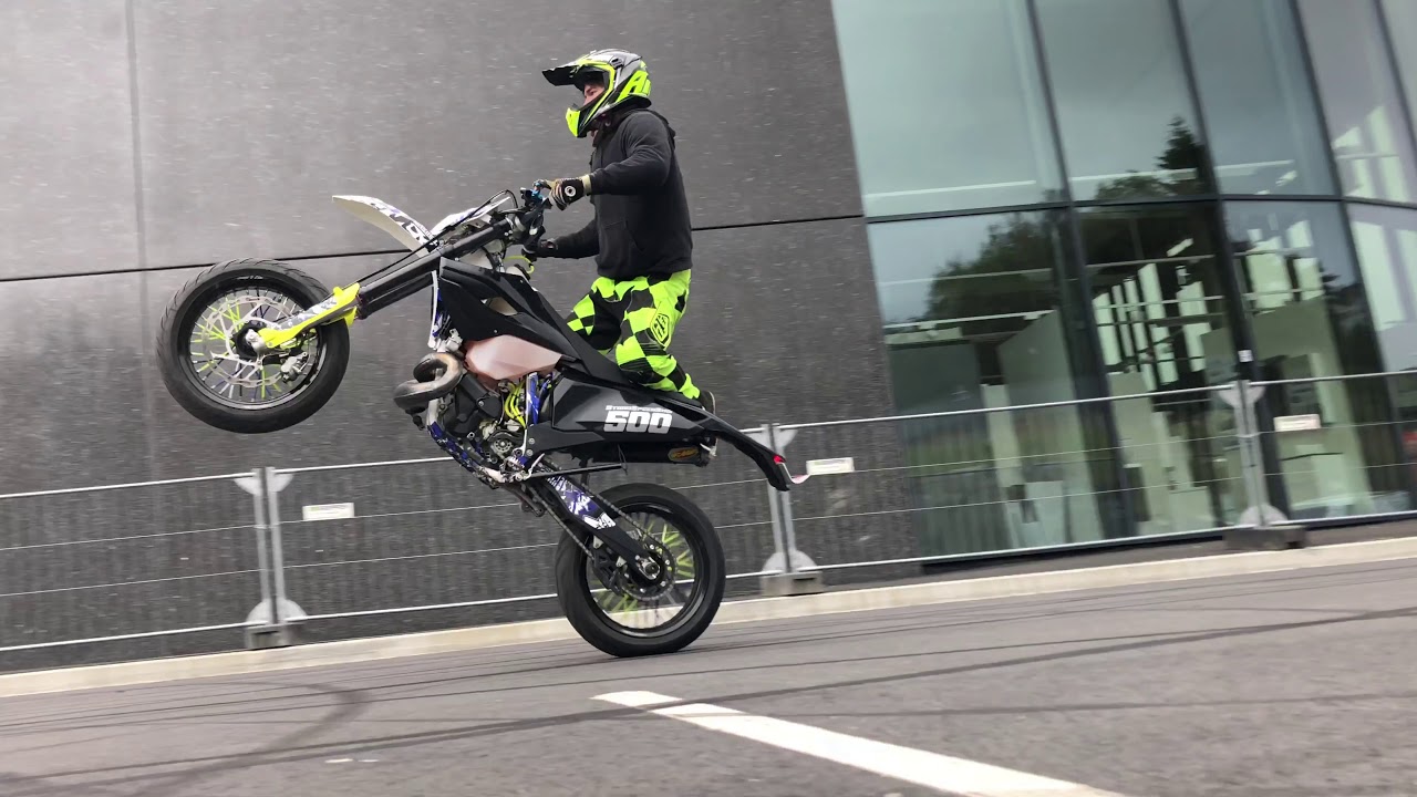 BRC 500 2stroke wheelies and scrapes feat Scorpox - YouTube