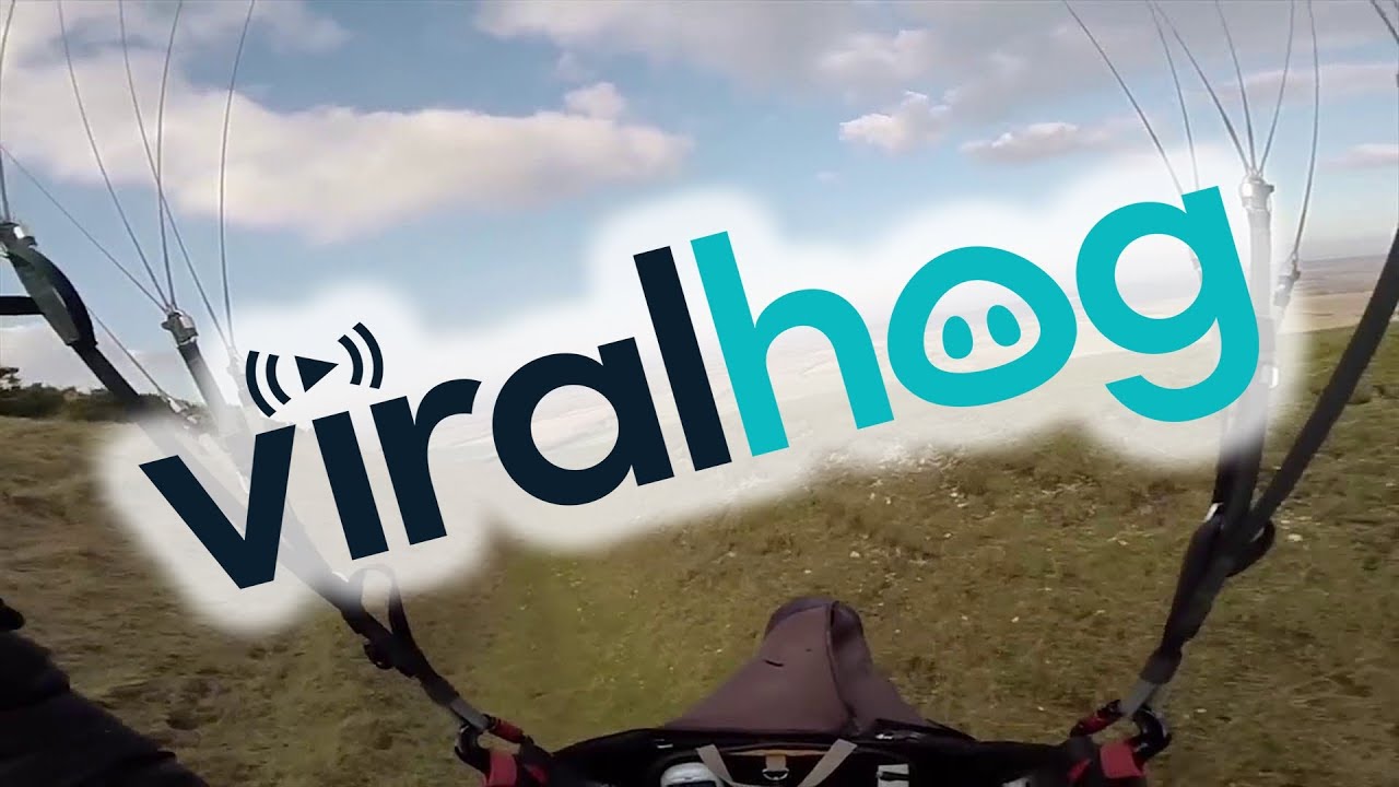 Paragliding Speed Run || ViralHog - YouTube