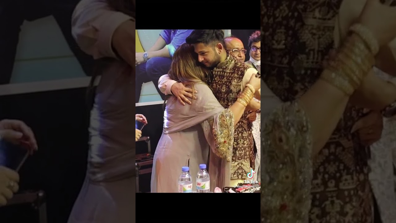 Tawhid afridi with her family..emotional moment..🥰😍💯🖤🤩 - YouTube
