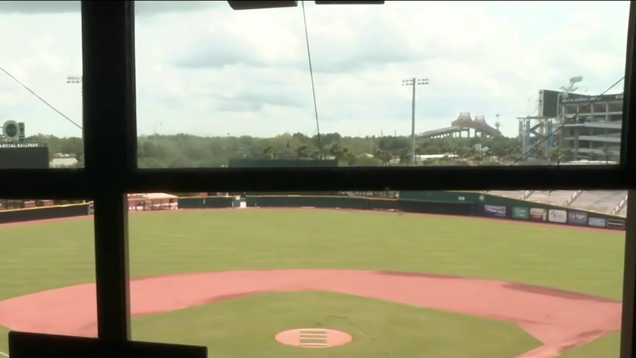Behind the scenes at a Jumbo Shrimp Game - YouTube