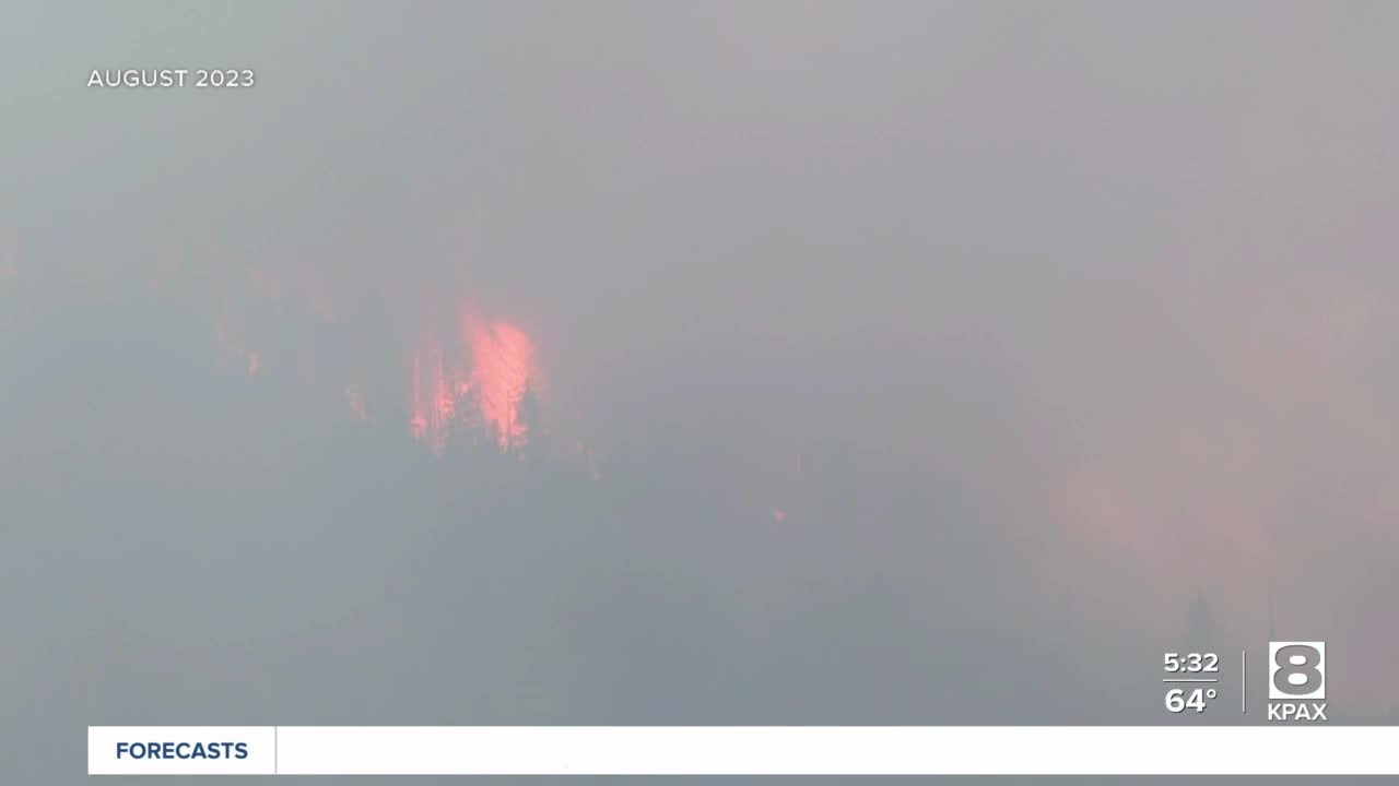 Niarada Fire burning near Elmo fully contained - YouTube