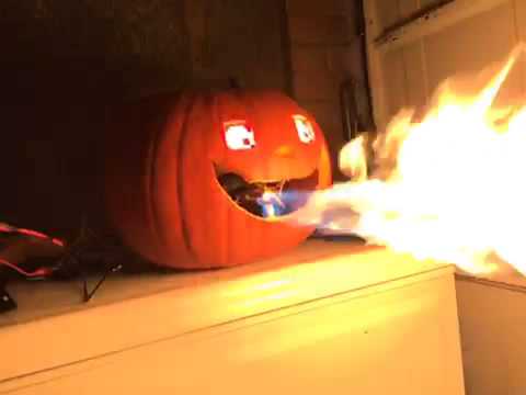 Halloween pumpkin flame thrower Jack-O-Lantern - YouTube