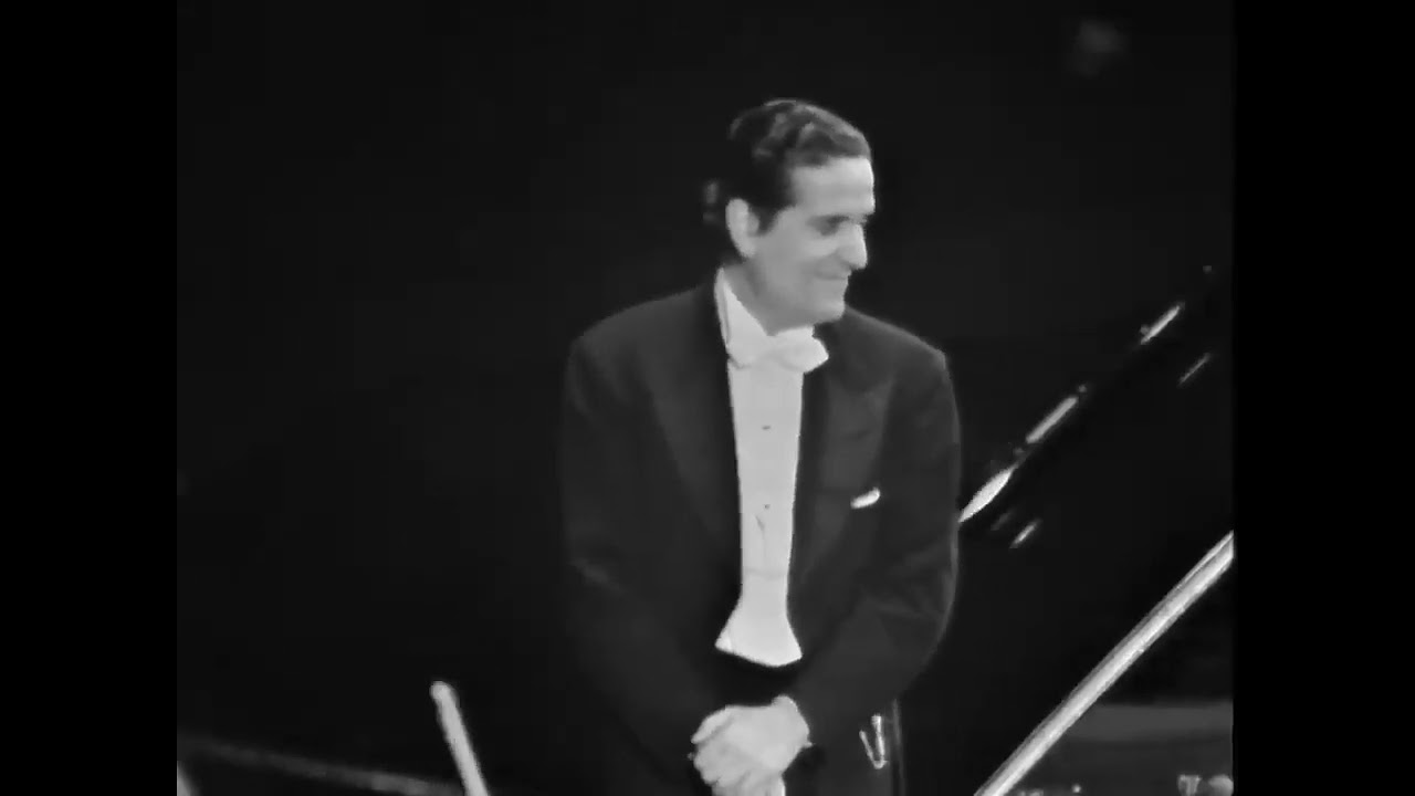 Martha Argerich Chopin Franco Mannino 1970 - YouTube