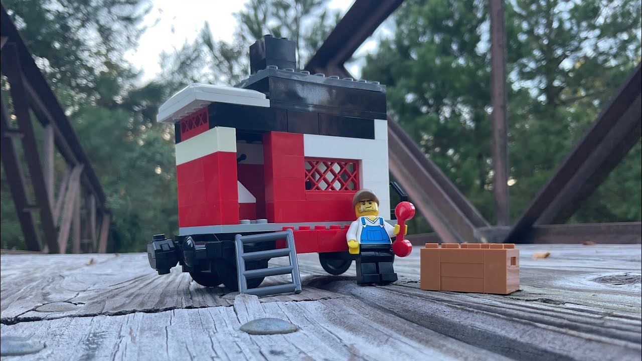 Building a Cute LEGO Caboose from Scratch: One-Minute Build - YouTube