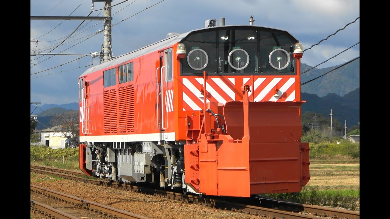 2022/10/26 回9939D キヤ143形(D002編成) 出場回送 - YouTube