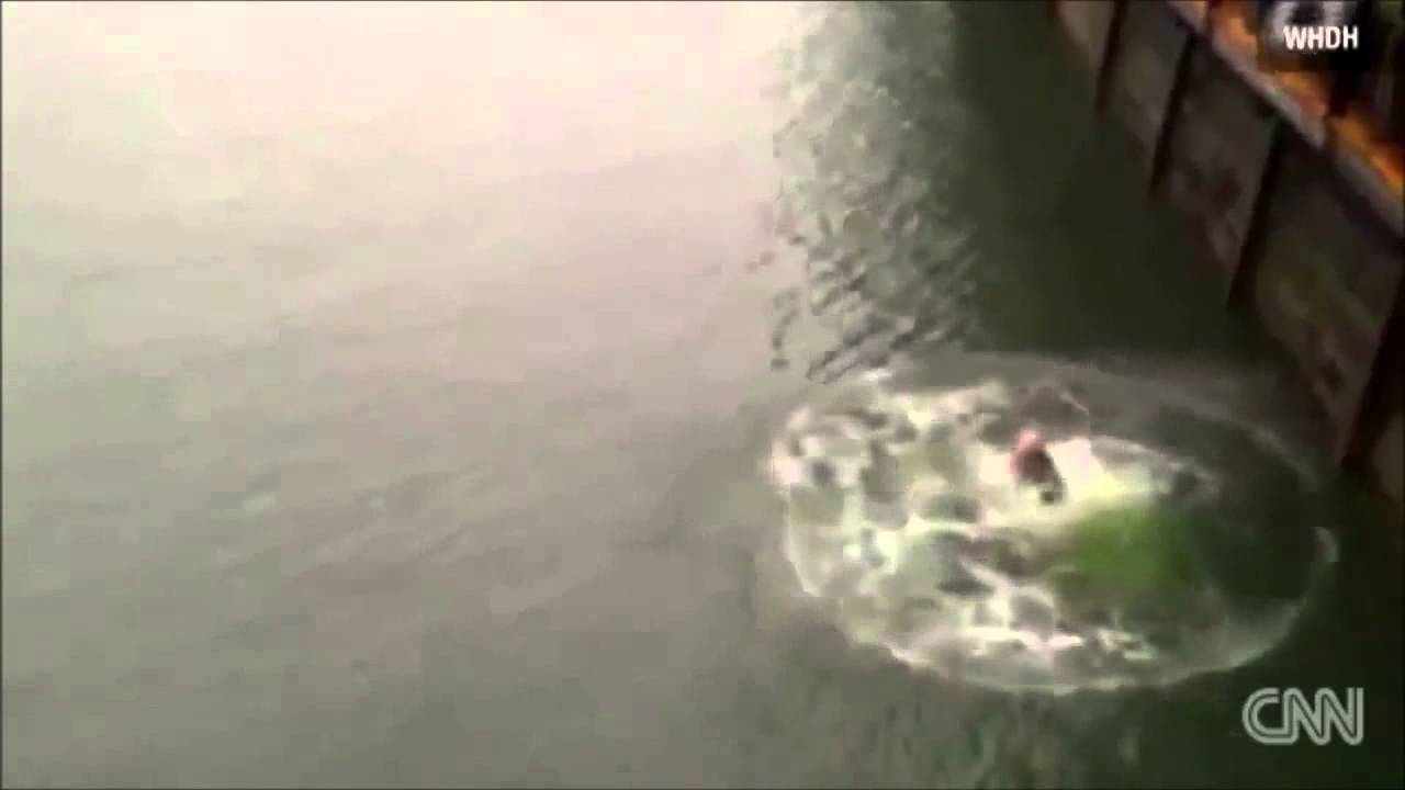 Boston Police Officer Jumps In Freezing Water To Save Drowning Woman ...