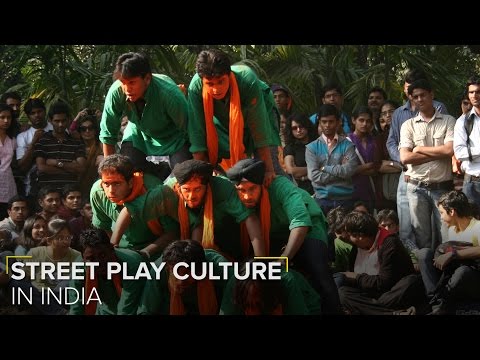 Street plays in India - YouTube