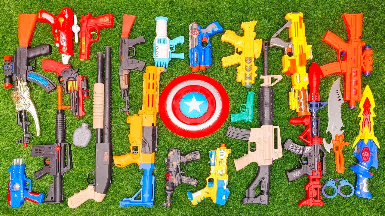 Collecting Snipper Rifles and AK47 Guns AVENGERS Gun Machine Gun ...