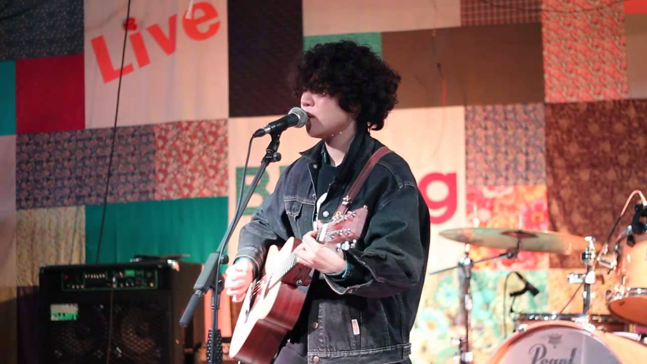 [인디음악] 싱어송라이터 크로크노트(Croque-note) - 비가 내리네 @클럽빵 - YouTube