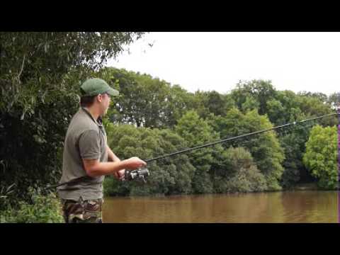 Ricky'fear' Thomas at Creedy lakes Devon maggot madness - YouTube