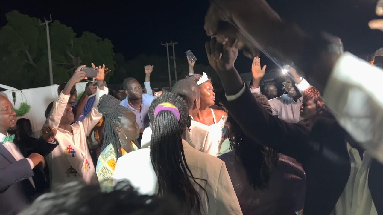 Apar Makur & Aluel Mayen ‘s wedding - YouTube