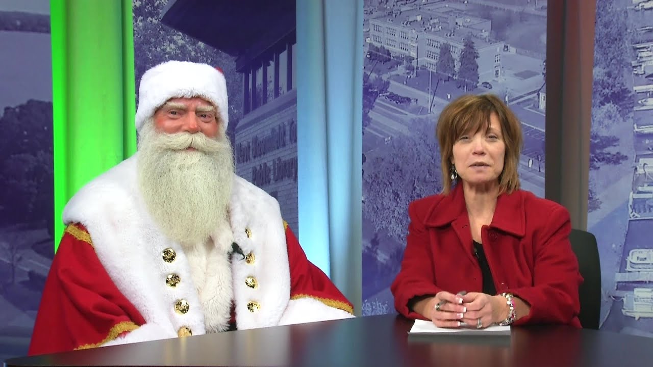 Santa Brings Christmas to The Splash! - YouTube