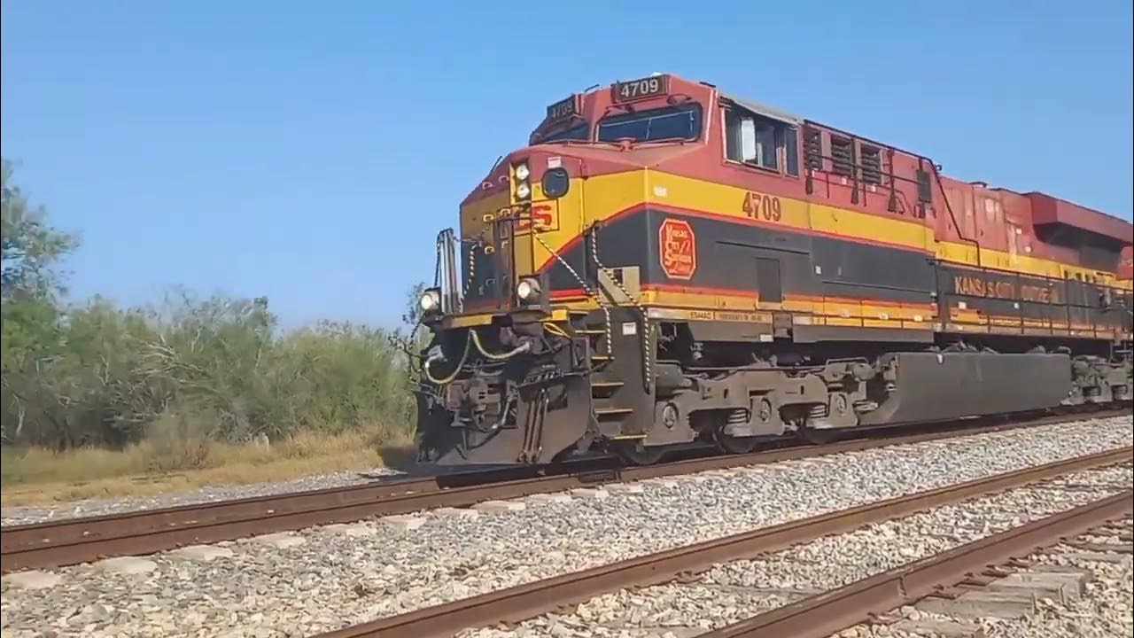 Los Trenes De KCSM, KCSL Y BNSF En La Línea F MT-MY ES44C4 4273 y DASH 9-44CW 5083 BNSF - YouTube