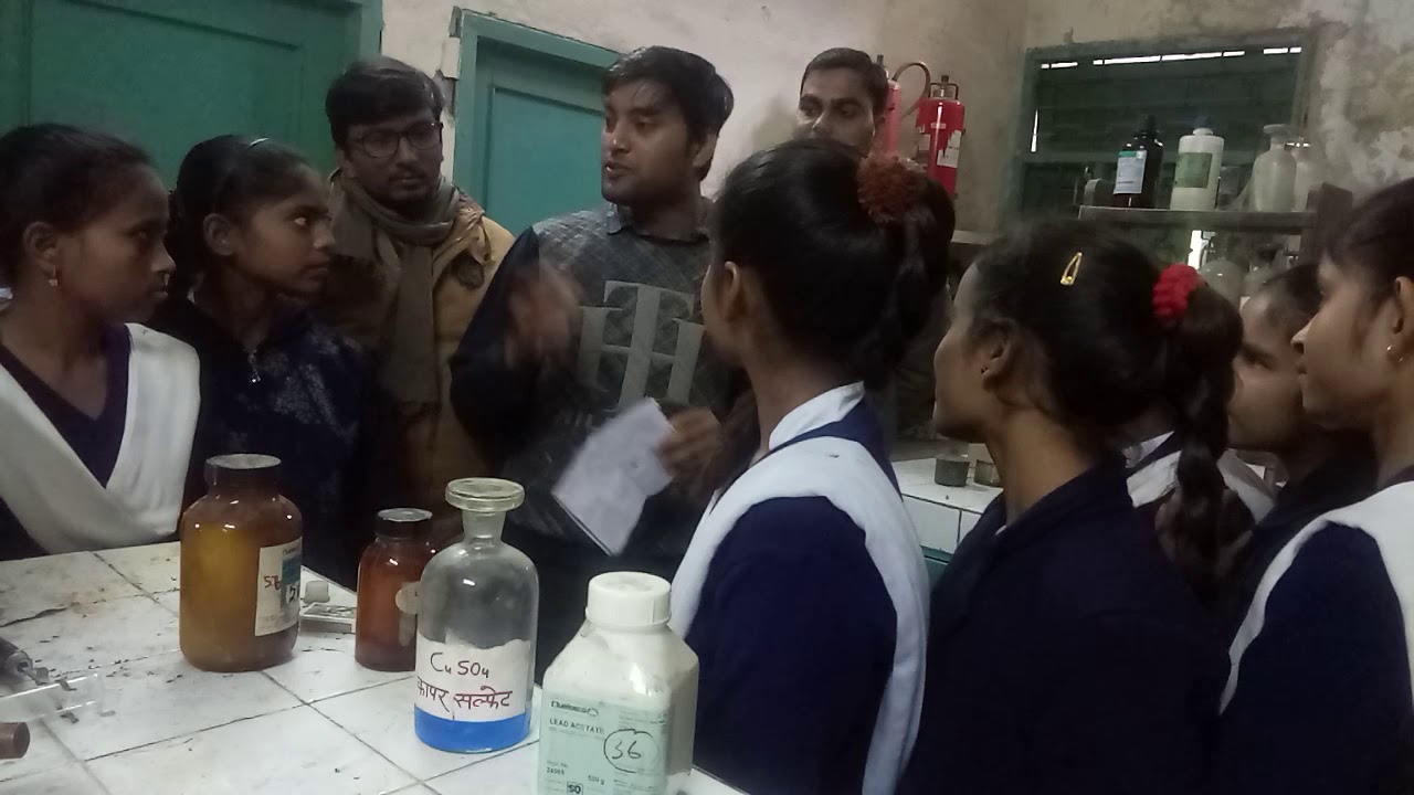 Double displacement reaction in chemistry lab - YouTube