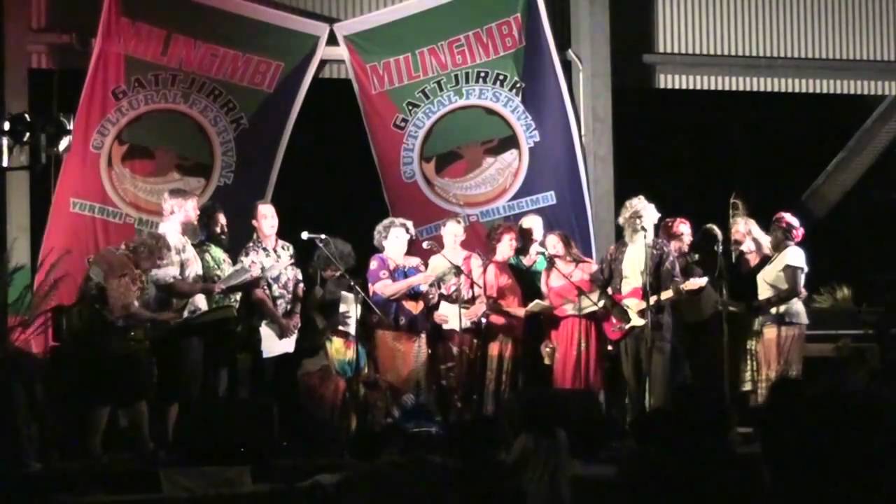 Milingimbi Festival 2009 - Sat - 06 - Choir - YouTube