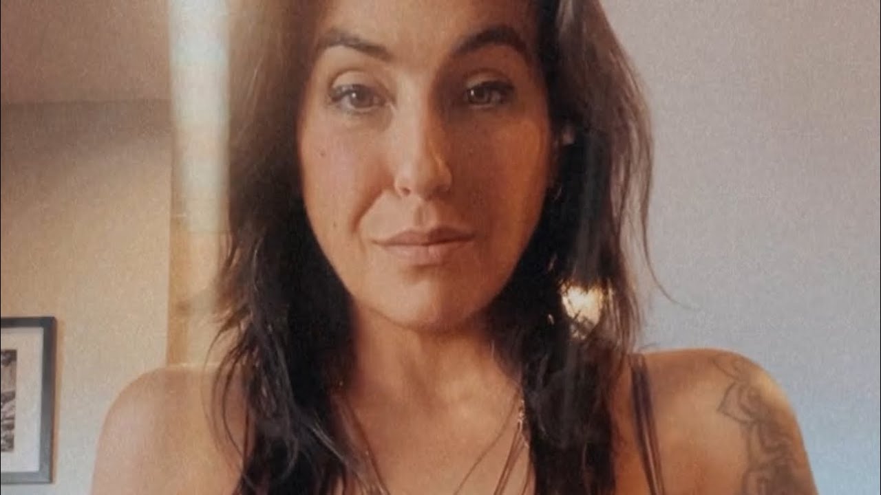 Here, Let Me Make You Feel Good - YouTube