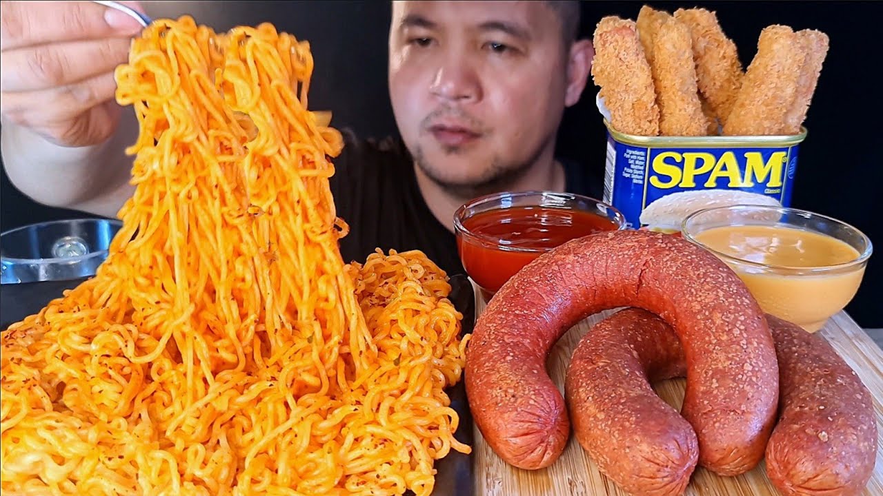 ASMR HUGE SAUSAGE PREMIUM BULDAK CARBONARA CRISPY SPAM MUKBANG!! - YouTube