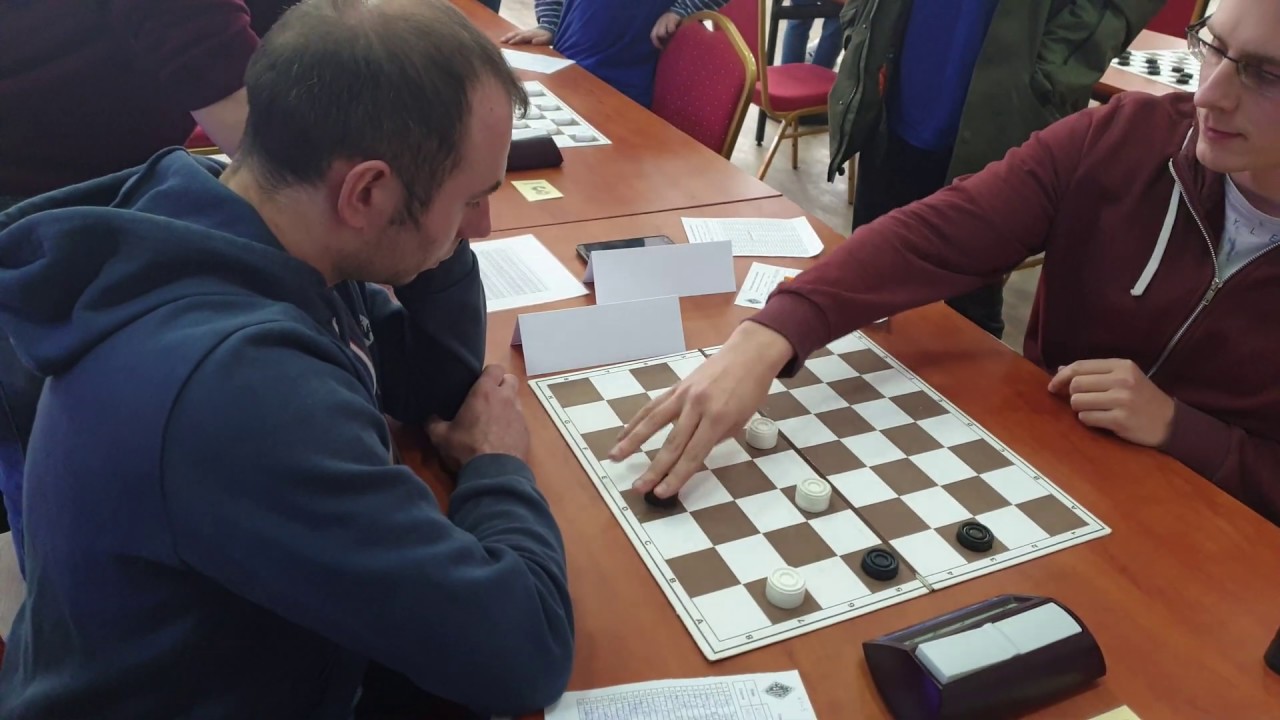 Endgame 3 against 1 with 2 pieces. would you win? - YouTube