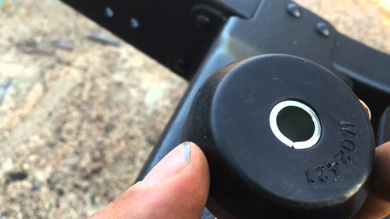 Daystar Fj40 body mounts - YouTube