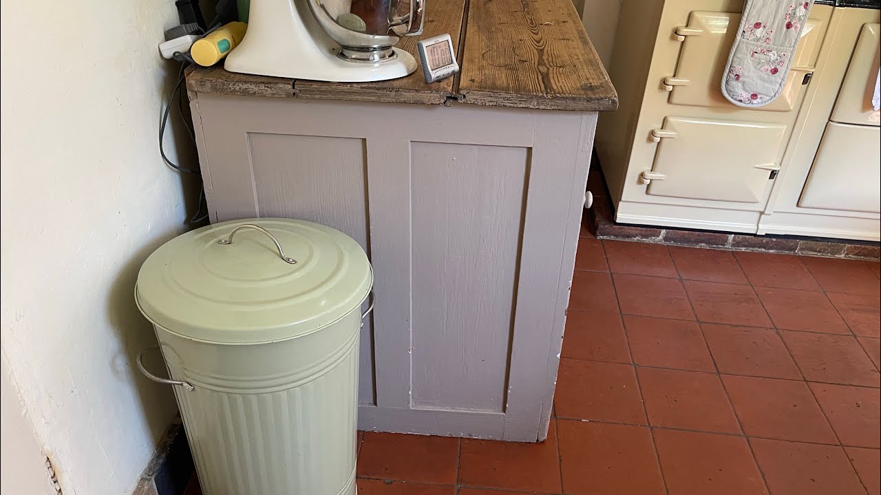 Weekly Home Blessing | Dealing With Rubbish | Clean With Kate | Weekly ...