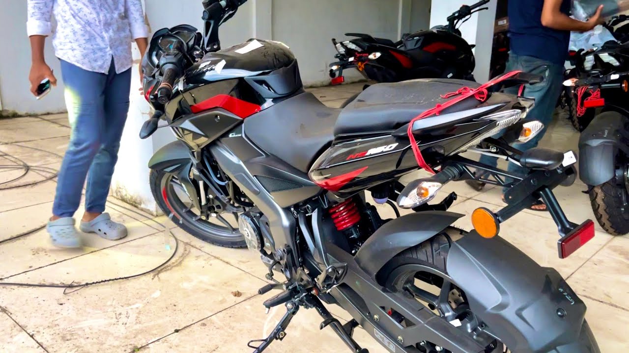 Delivery of New Pulser NS 160 🔥 - YouTube