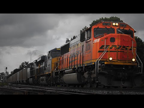 BNSF #9730 (Rare SD70MACe) Leads C800 Loaded Coal train Into Holland w Rear DPU + Two CSX Units ...