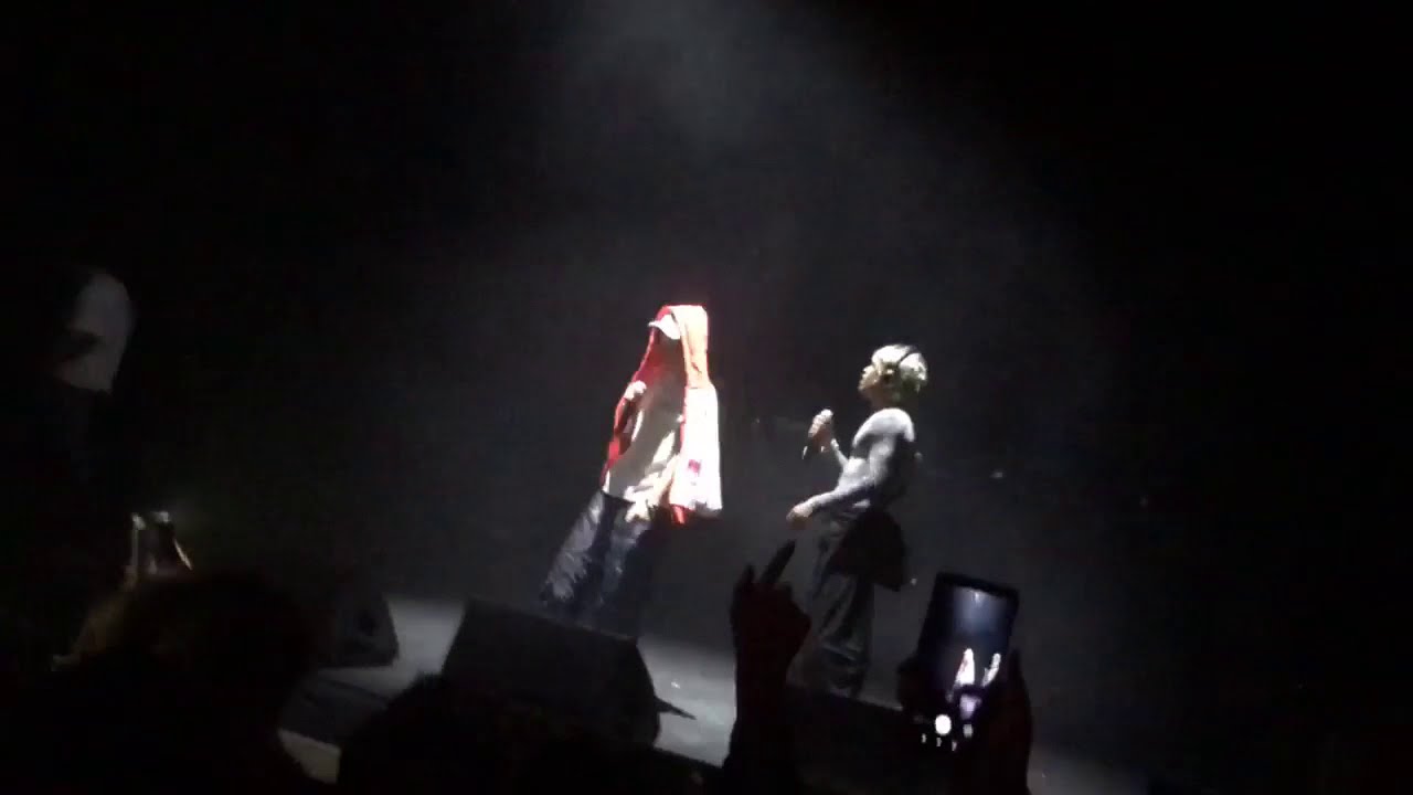 Ecco2k & Bladee - Don't Ask + Lovenote (Live @ O2 Academy Brixton 2018 ...