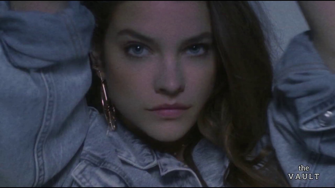 LUDACRIS - MY CHICK BAD ft. NICKI MINAJ - YouTube