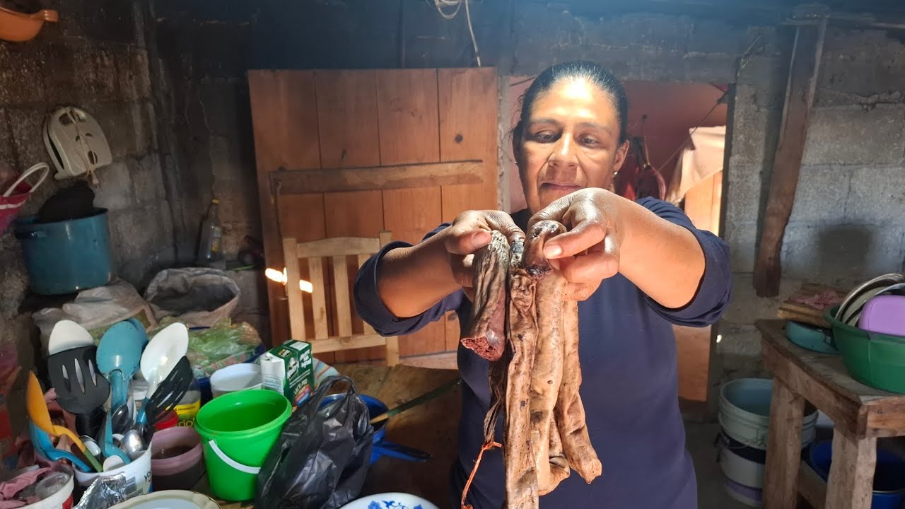 RELLENA O MORONGA EN SALSA COMEREMOS HOY quedo sabrosa - YouTube