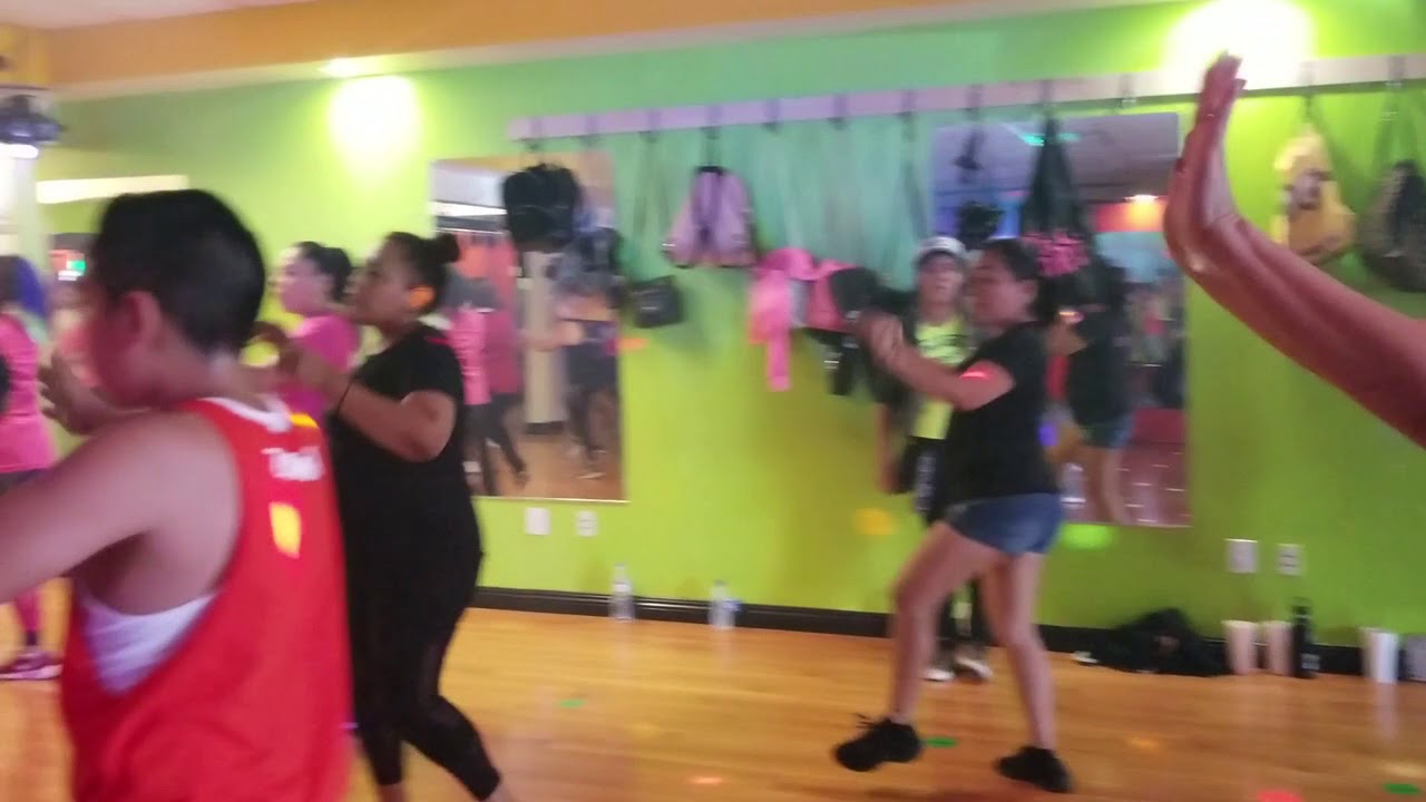Danny dance fitness - YouTube