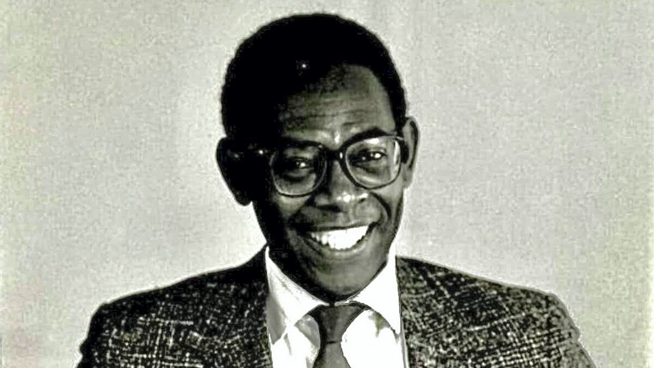 Los inmigrantes. Norberto James - YouTube