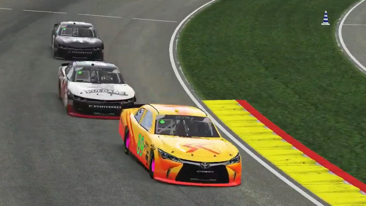 Fireball Flash VR Sim Racing rFactor 2 Nazareth Speedway HORL 2022 ...