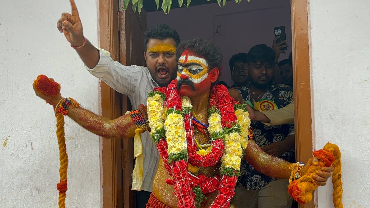 Old city Vijay pothraj entry at Oldcity Bonalu 2024 | Bonalu 2024 ...