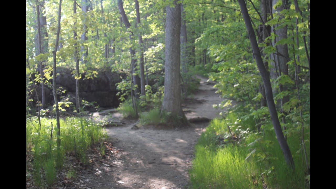 Hiking Canada's Rattlesnake Point in Ontario - YouTube