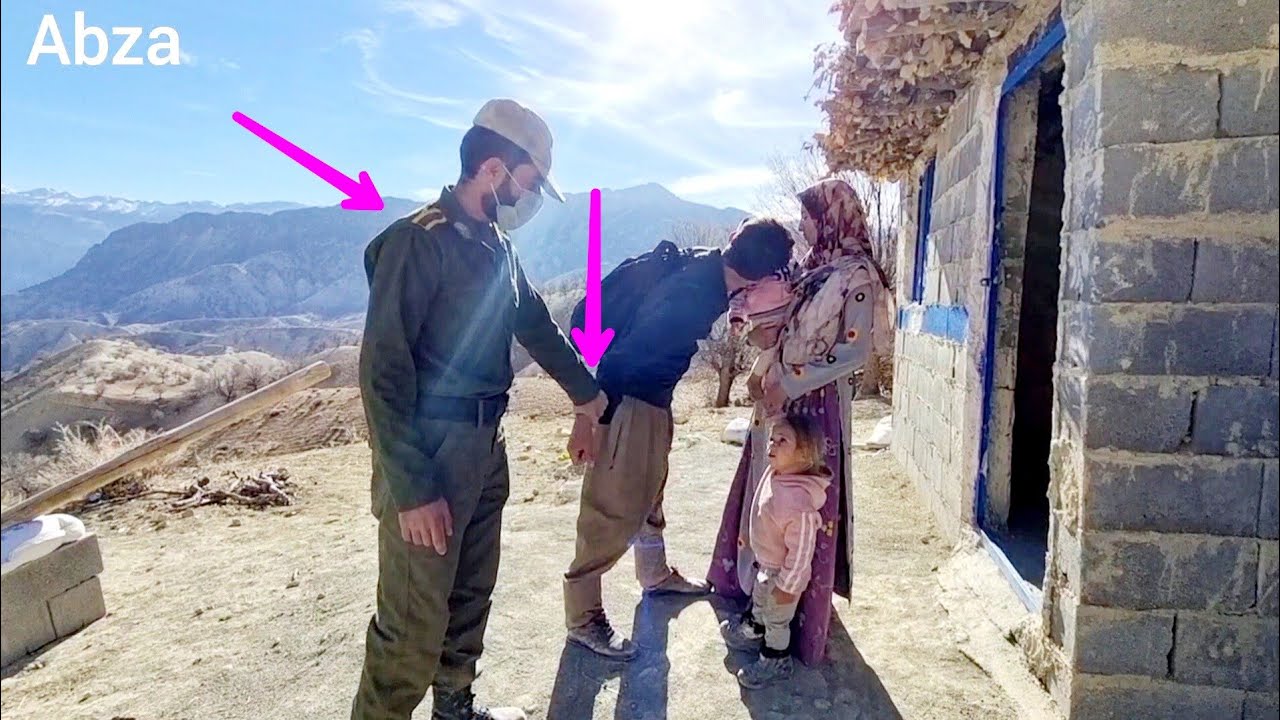 Nomadic Life: Building a Sustainable Bath for a Nomadic Home🚿 - YouTube