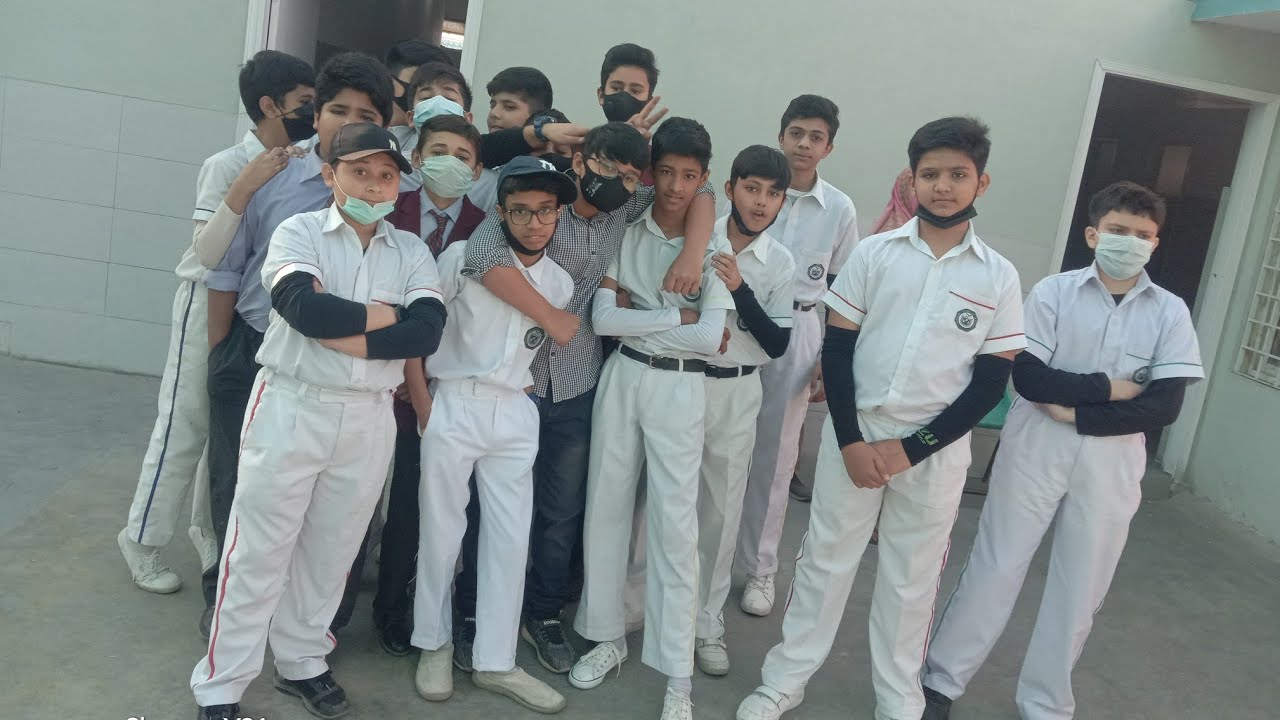 level 6 enjoy the lunch time KPS Pakistan - YouTube