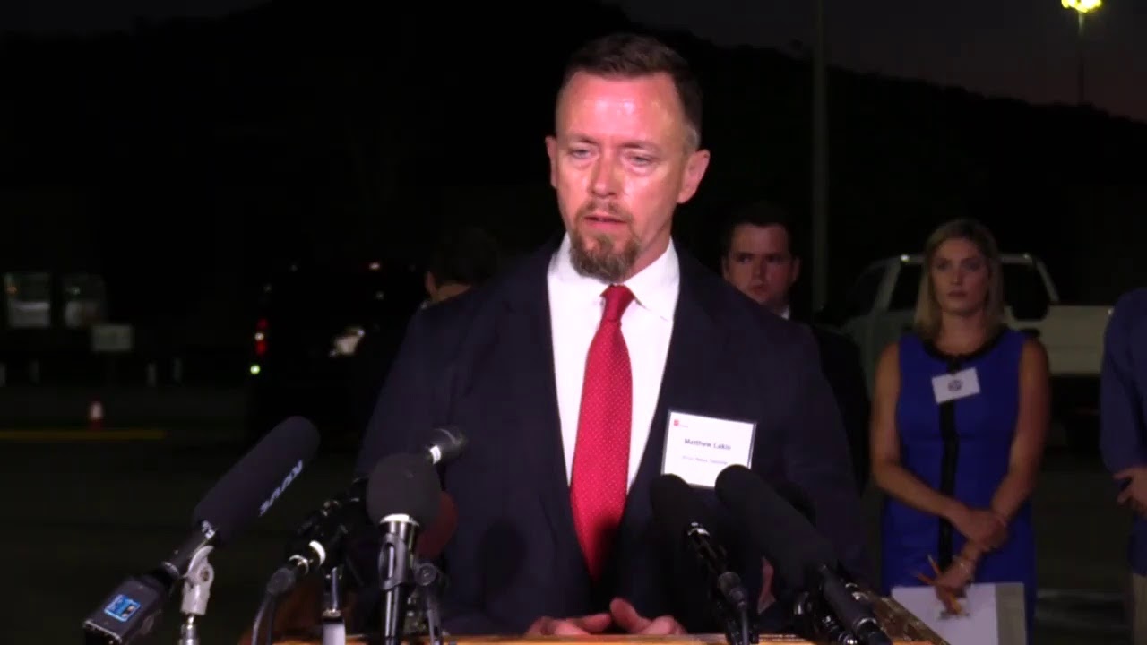 Press conference after Stephen Michael West's scheduled execution - YouTube