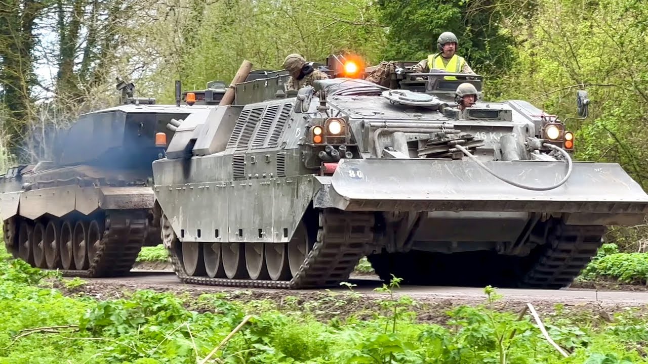 BROKEN? British Army vehicles being recovered! (Challenger 2, Warrior ...