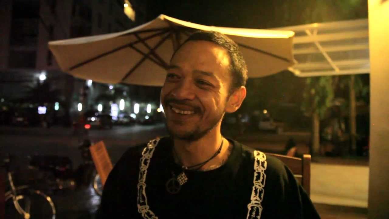 Kosal Finds His Father in France - YouTube