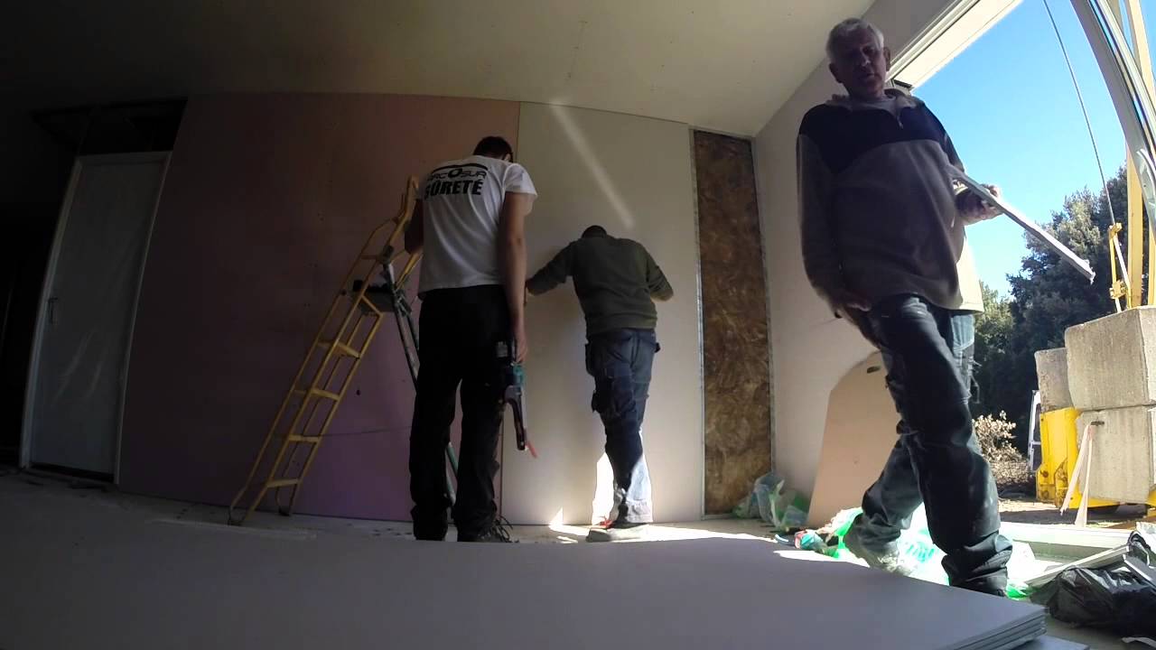 réaliser des cloisons en ba13 quatrième partie - YouTube